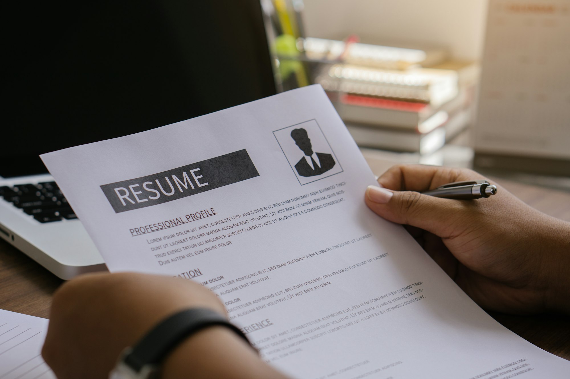 Your Resume for Canadian Immigration Purposes - Milmantas Immigration ...